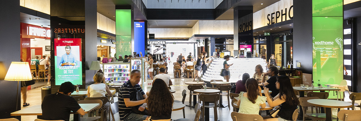 Tiendas y Restaurantes